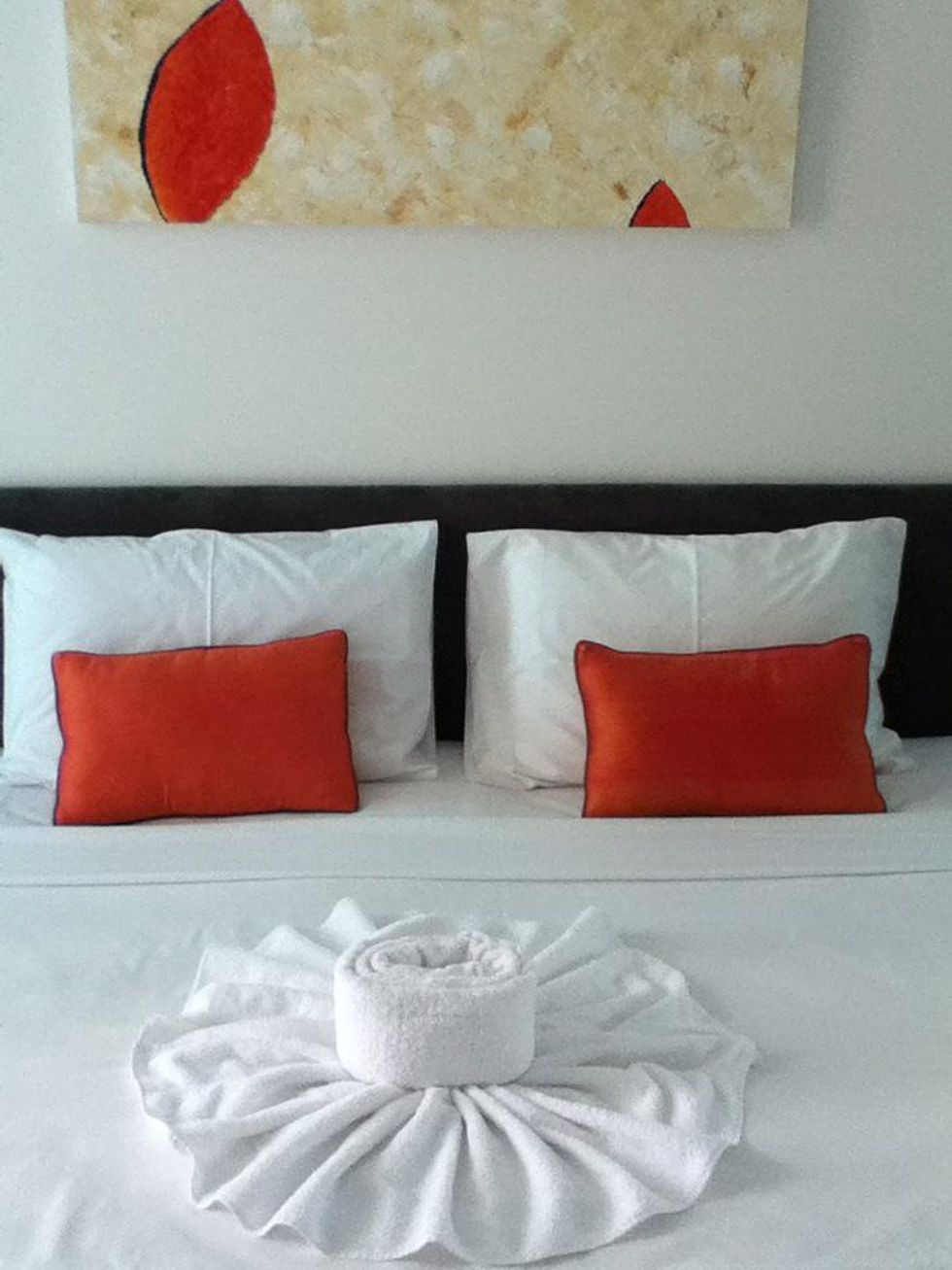 How to make a flower towel - B+C Guides