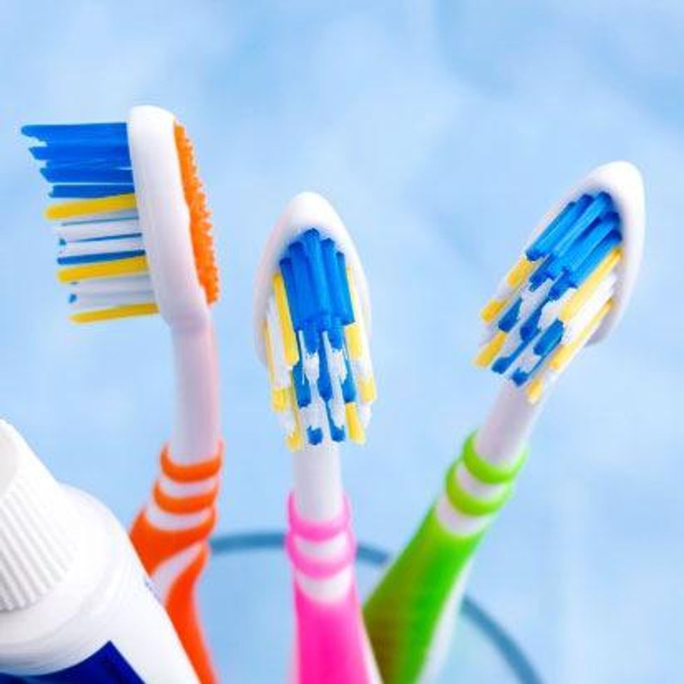 How to clean your toothbrush - B+C Guides