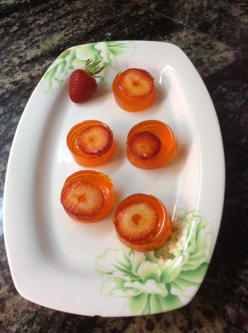 How to make mini "mimosas" - B+C Guides