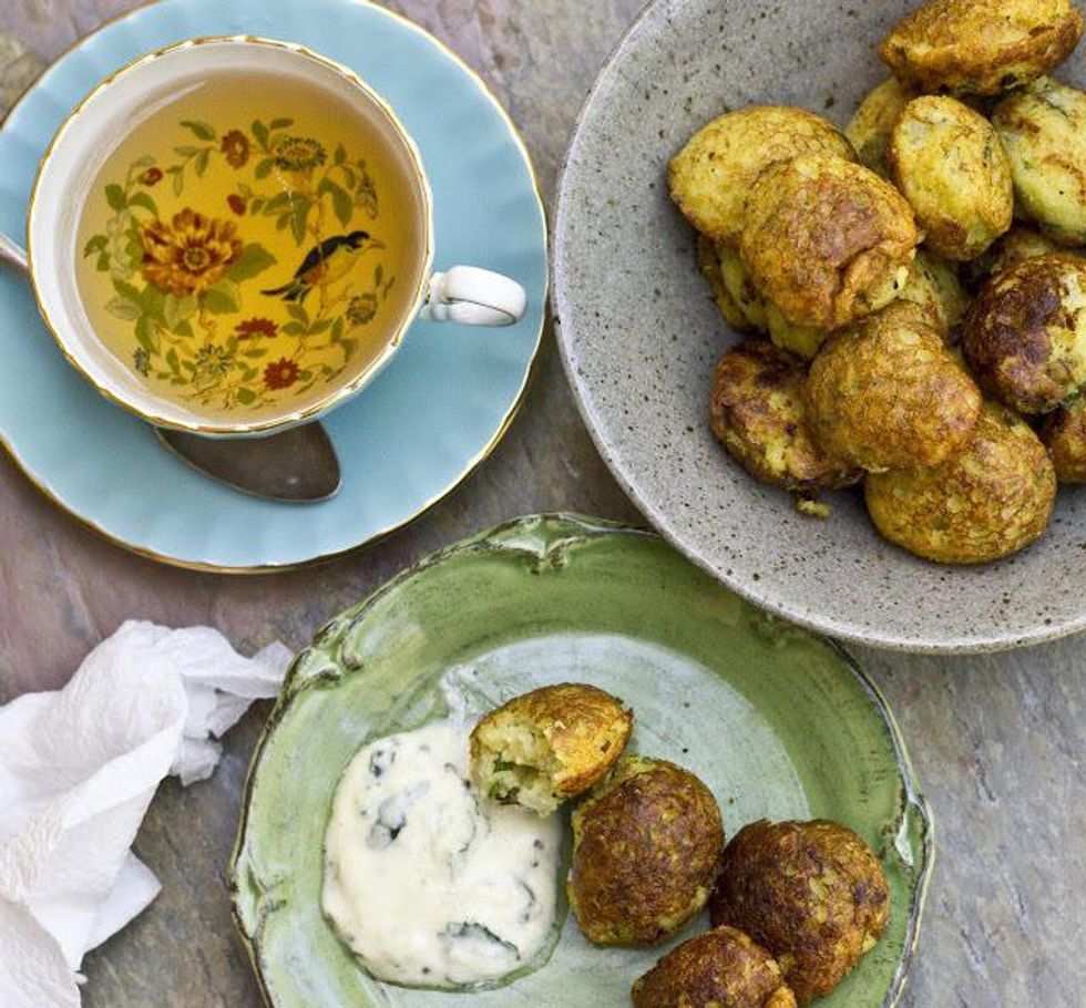 How to make spicy gluten free lentil puffs - B+C Guides