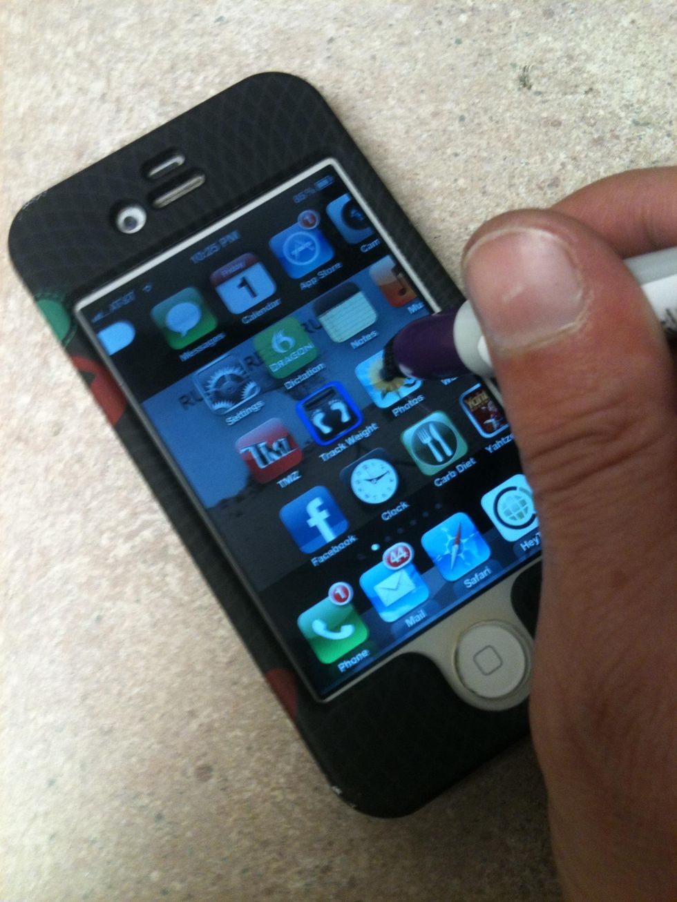 How to make a sharpie iphone stylus - B+C Guides