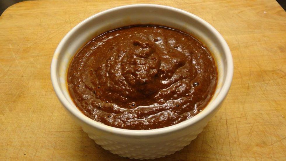 How to cook pasilla salsa - B+C Guides