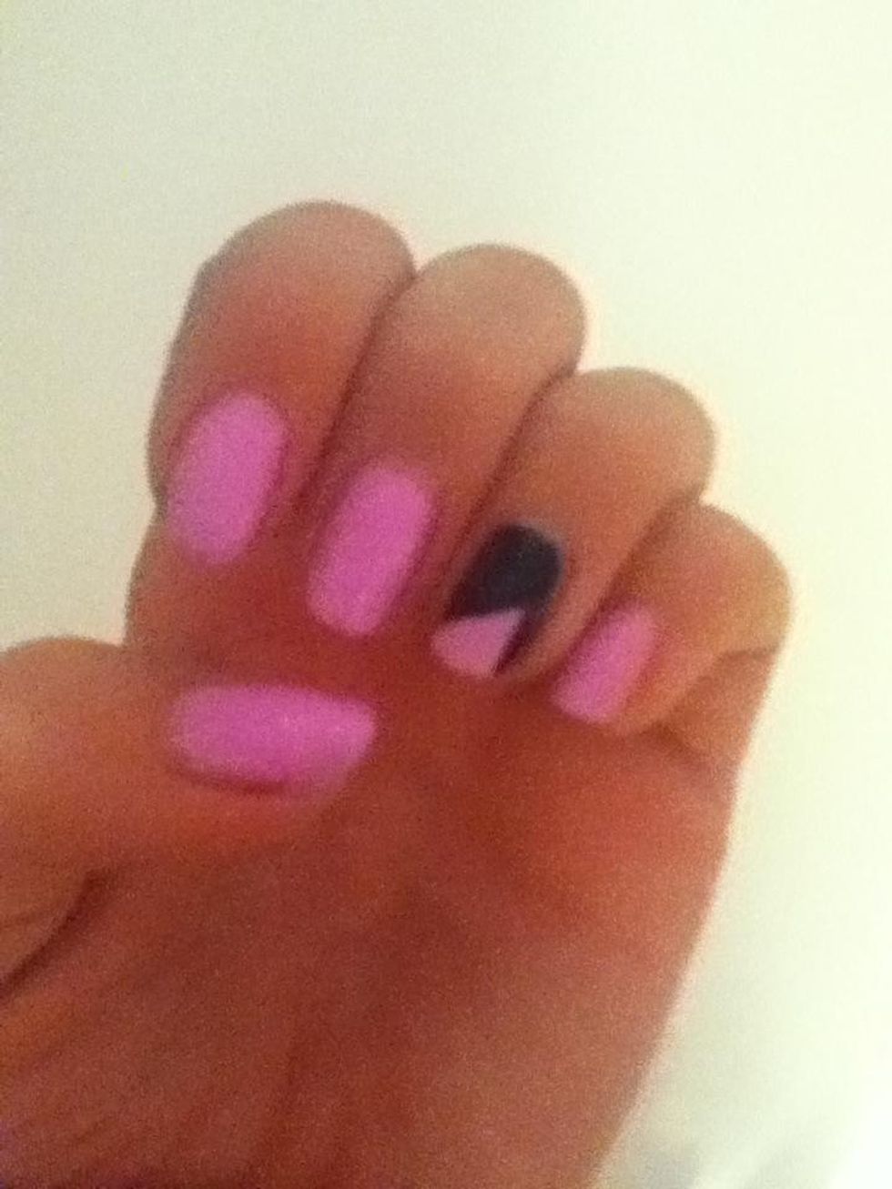 How to spice up an old manicure. - B+C Guides