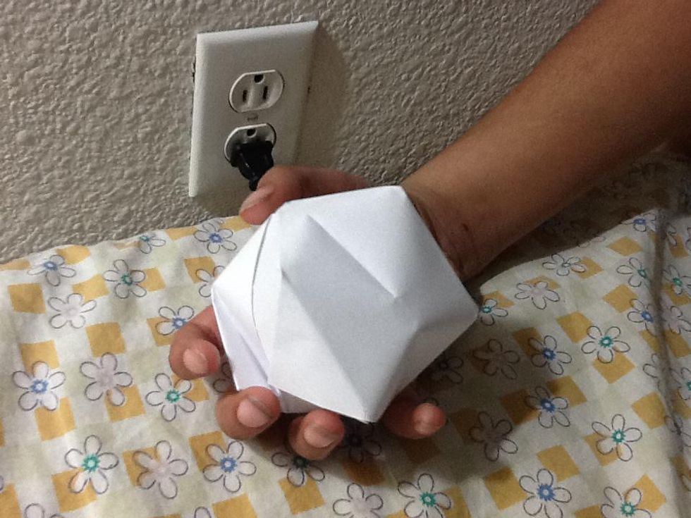 How to make a paper ball? - B+C Guides