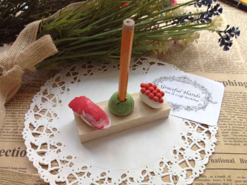 How to make a sushi pen stand - B+C Guides