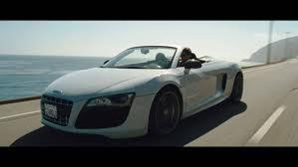 How to amuse yourself - B+C Guides