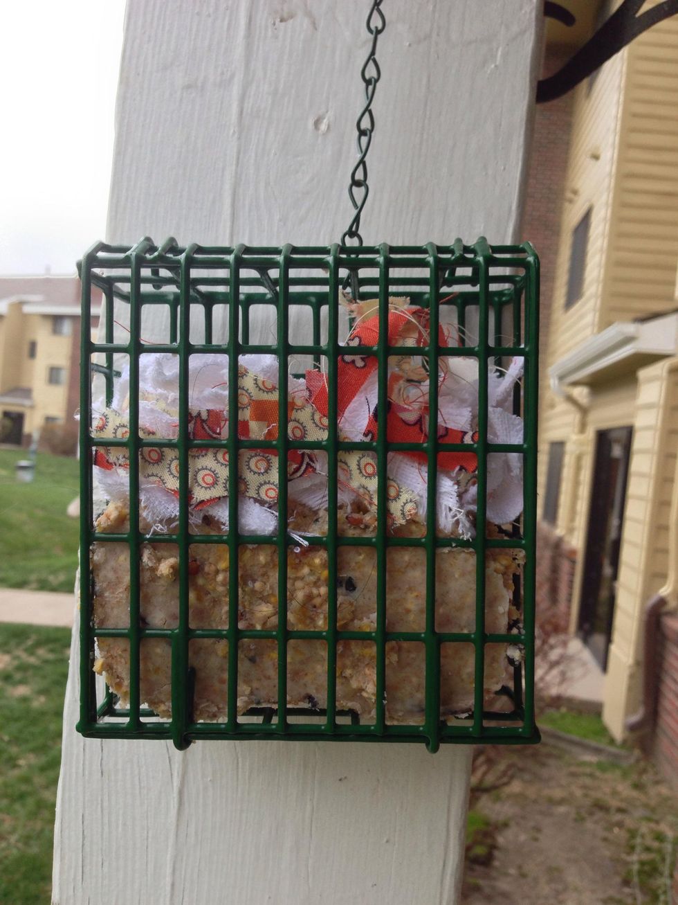 How to reuse leftover fabric and thread scraps - B+C Guides