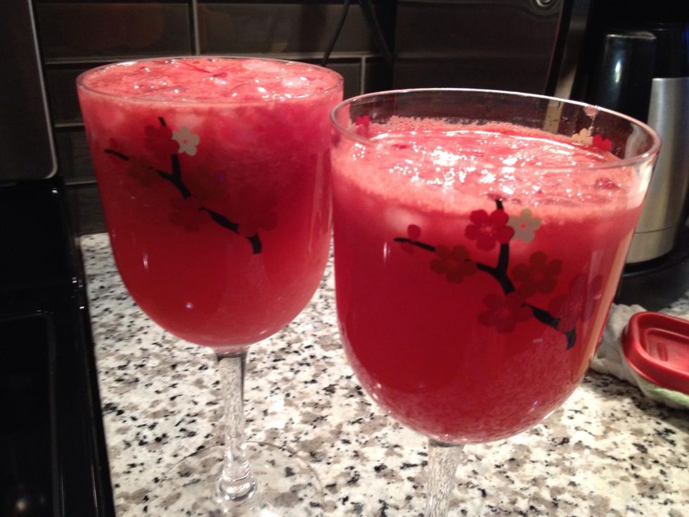 How to make watermelon lemon ginger fresh juice - B+C Guides