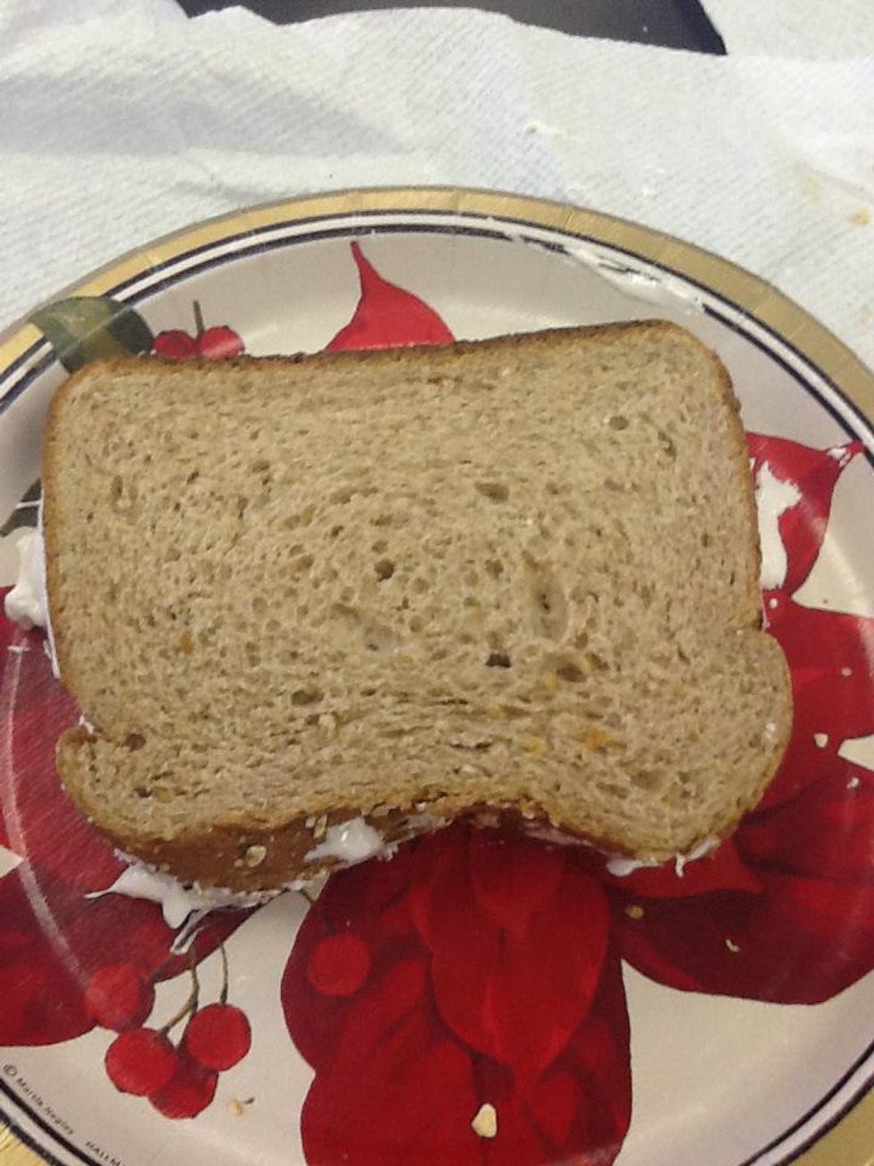 How to make a fluffer nutter sandwich - B+C Guides