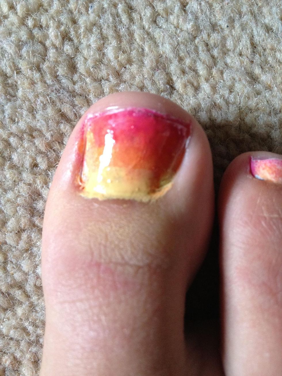 How to do gradient toenails - B+C Guides