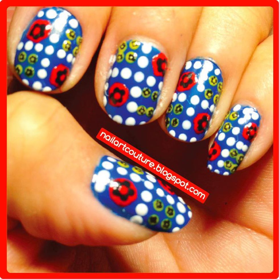 How to dot and flower nail art - B+C Guides