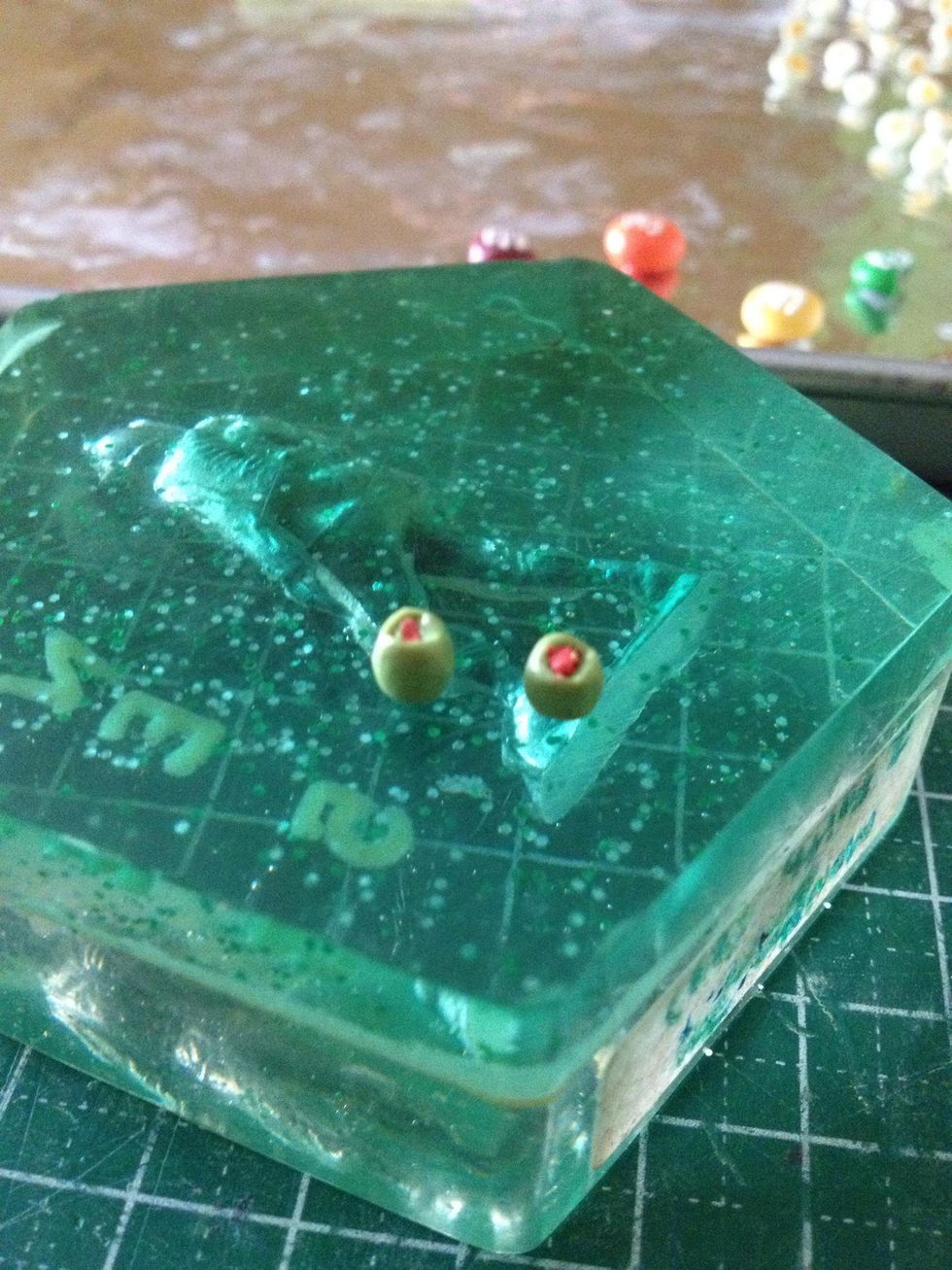 How to make polymer clay stuffed olives - B+C Guides