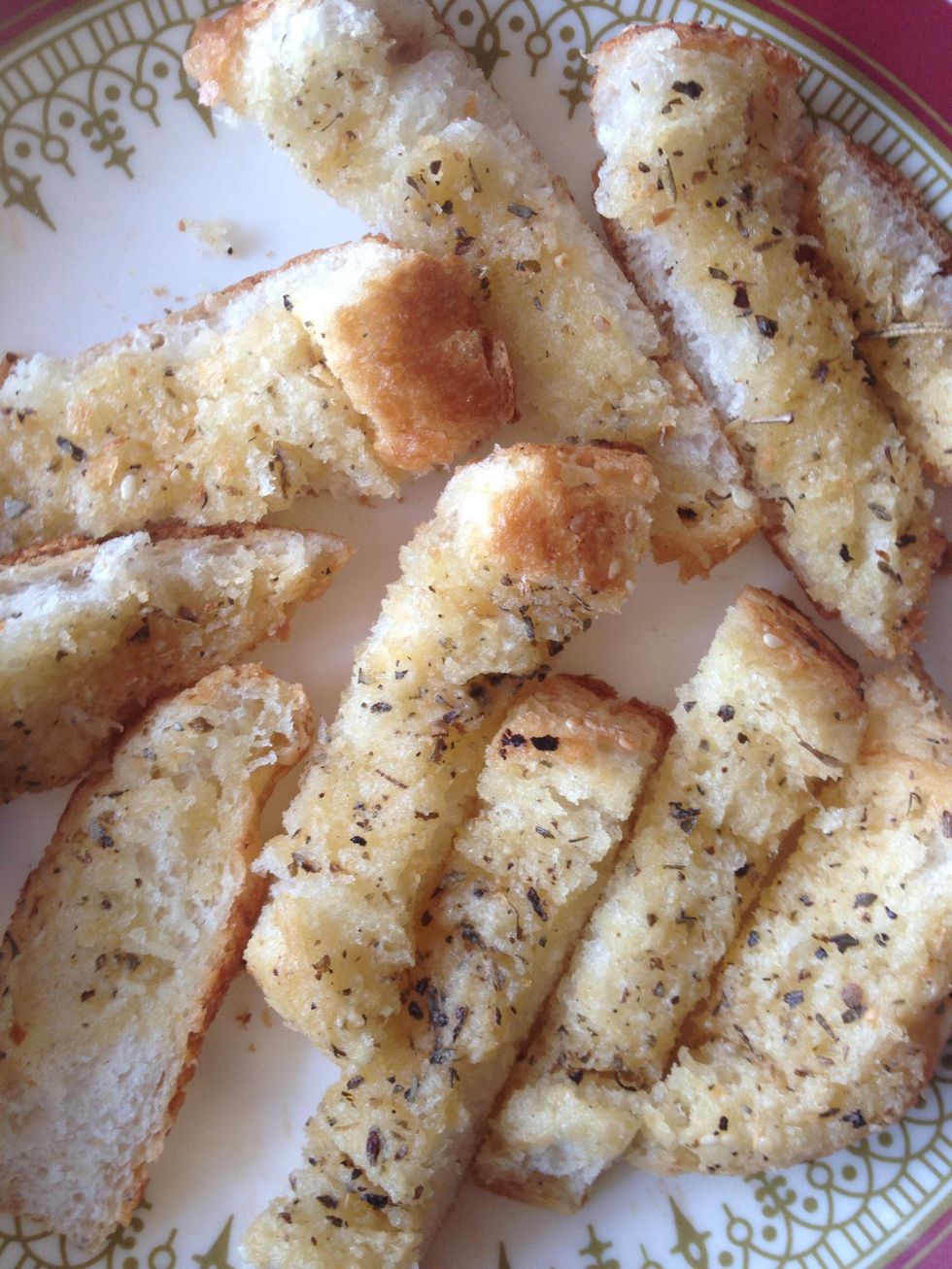 How to make crusty garlic bread - B+C Guides