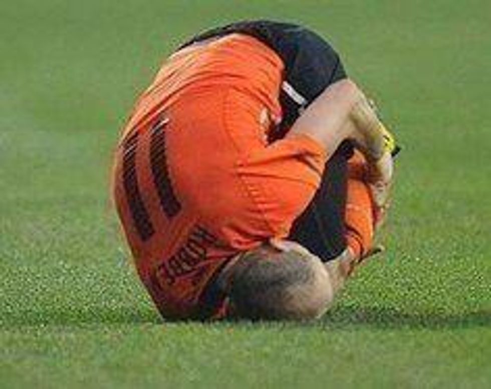 How to be a goofball (20+ things you can do) - B+C Guides