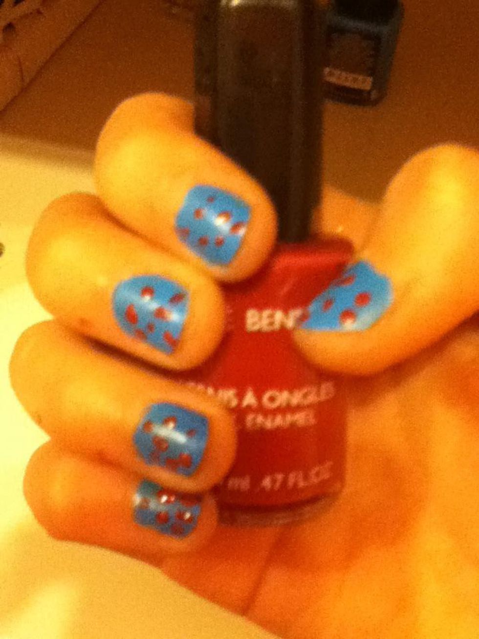 How to make polka dot nails - B+C Guides