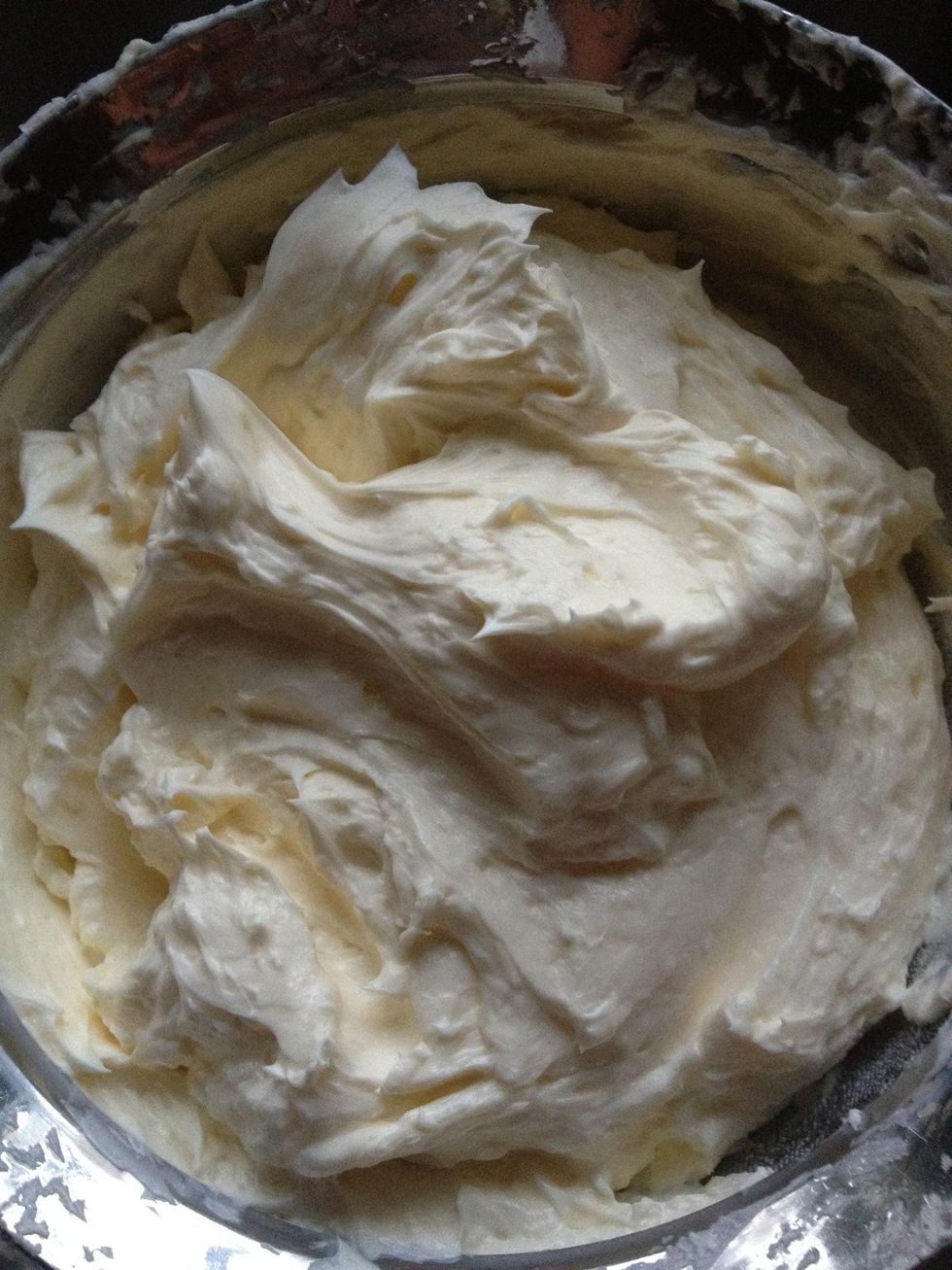 How to make old-fashioned hand churned butter - B+C Guides
