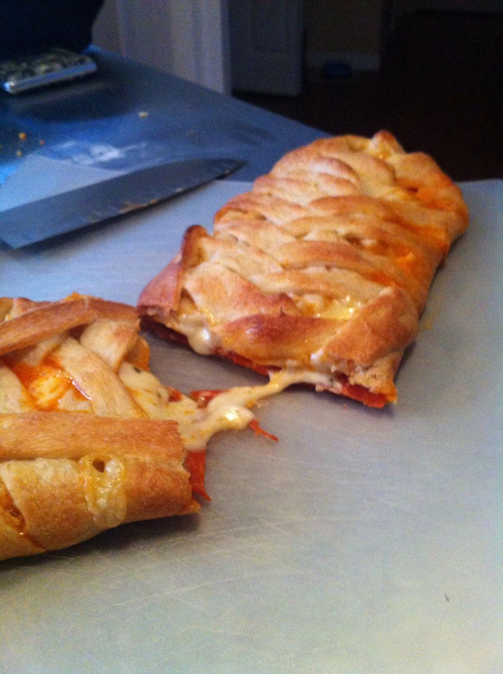 How to make a braided calzone - B+C Guides