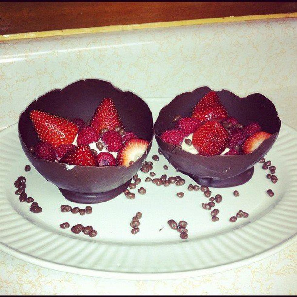 How to make chocolate bowls - B+C Guides