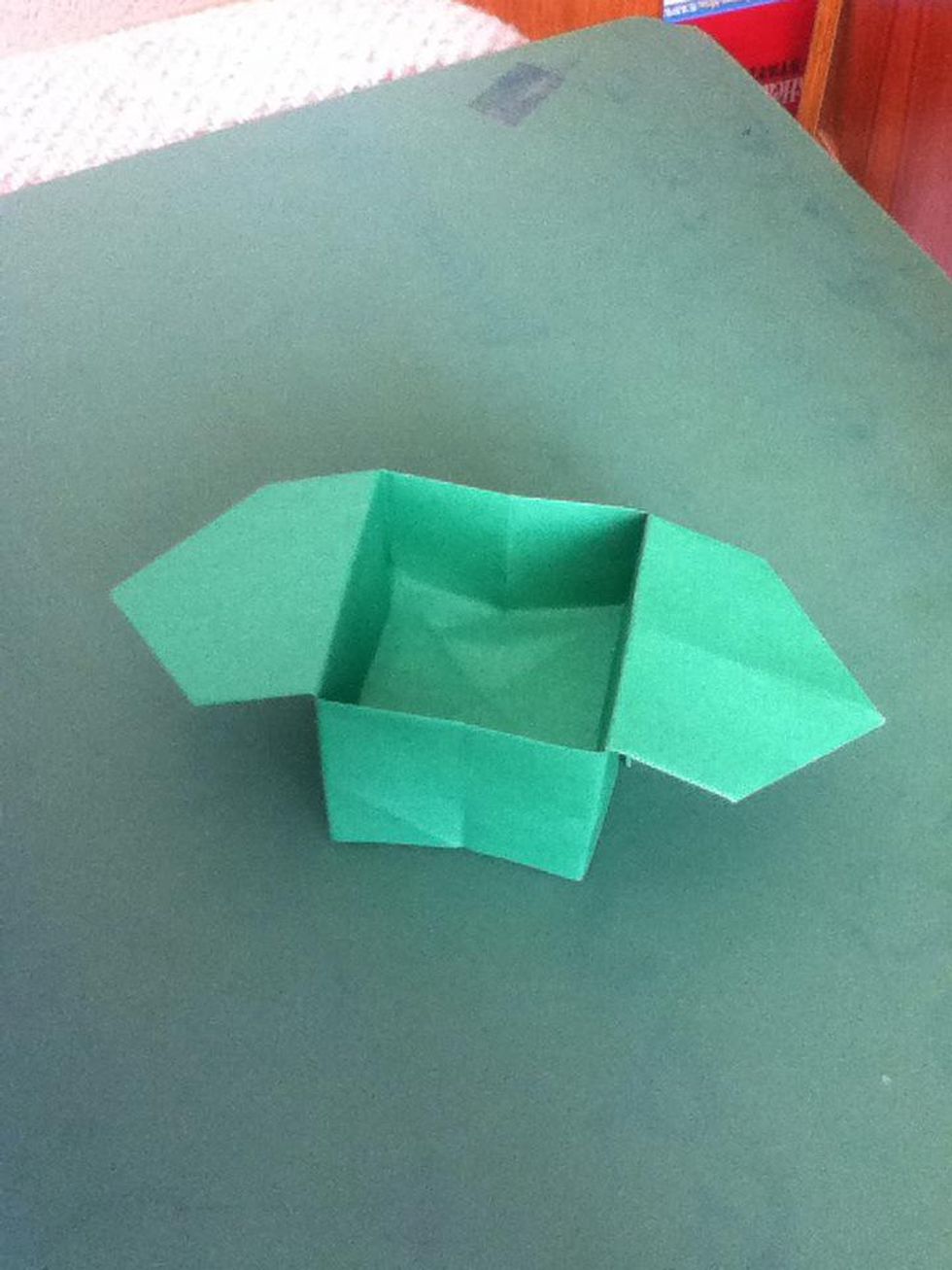 How to make an origami sanbo - B+C Guides
