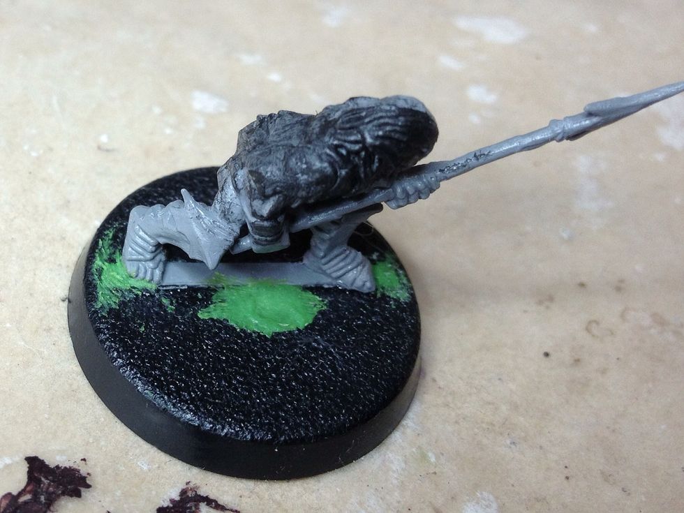 How to prepare a citadel miniature for painting - B+C Guides