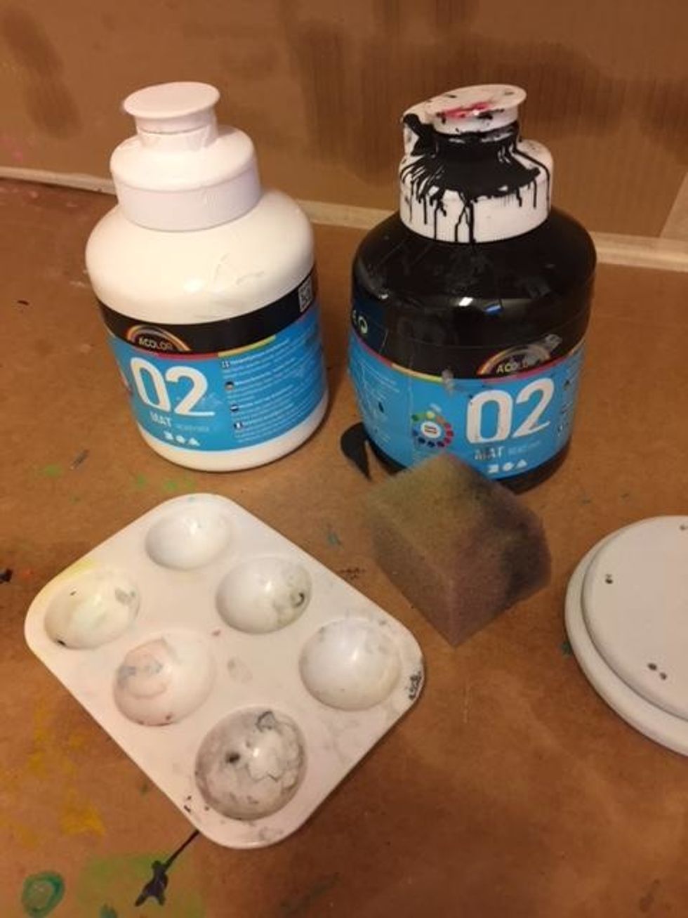 Göra Ett Ställ Till Penslar - B+C Guides