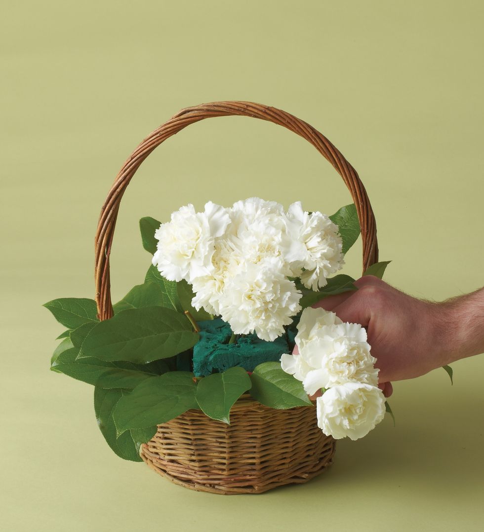 How to arrange: 1-800-flowers a-dog-able - B+C Guides