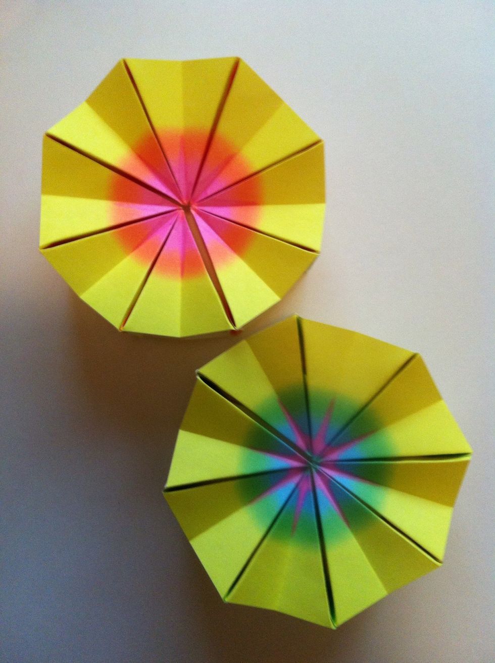 How to make the 3d origami magic circle into a starburst - B+C Guides