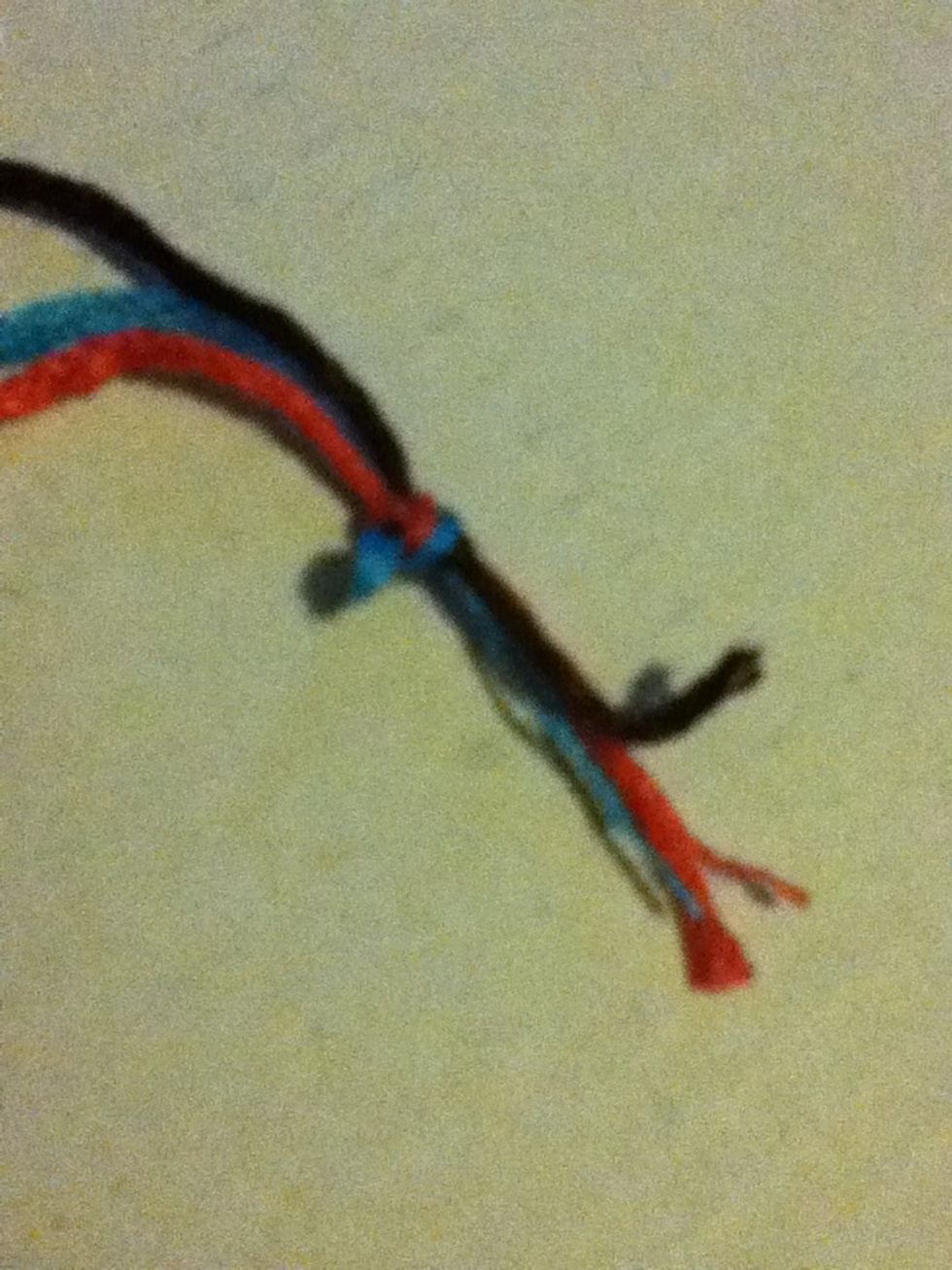 How to create a braided anklet - B+C Guides