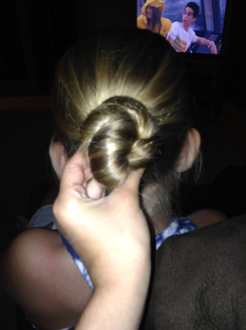 How to make a neat braid bun - B+C Guides