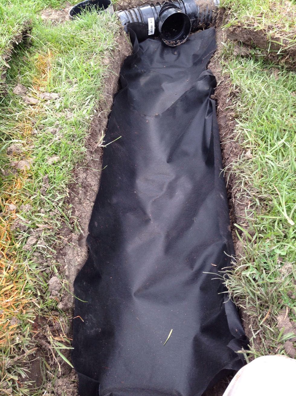 How to install a french drain - B+C Guides