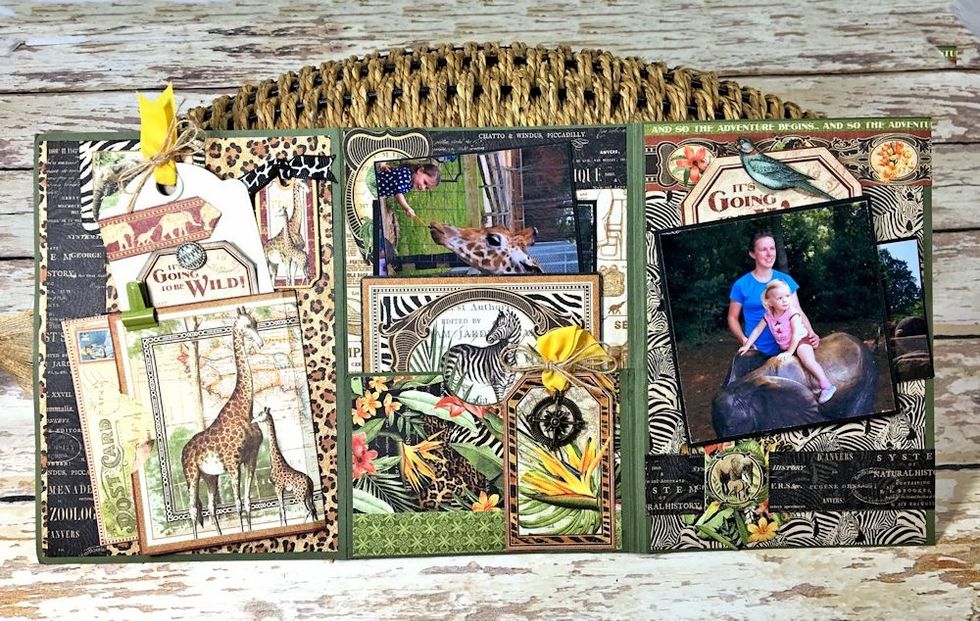 How to graphic 45 safari adventure tri-fold mini album - B+C Guides