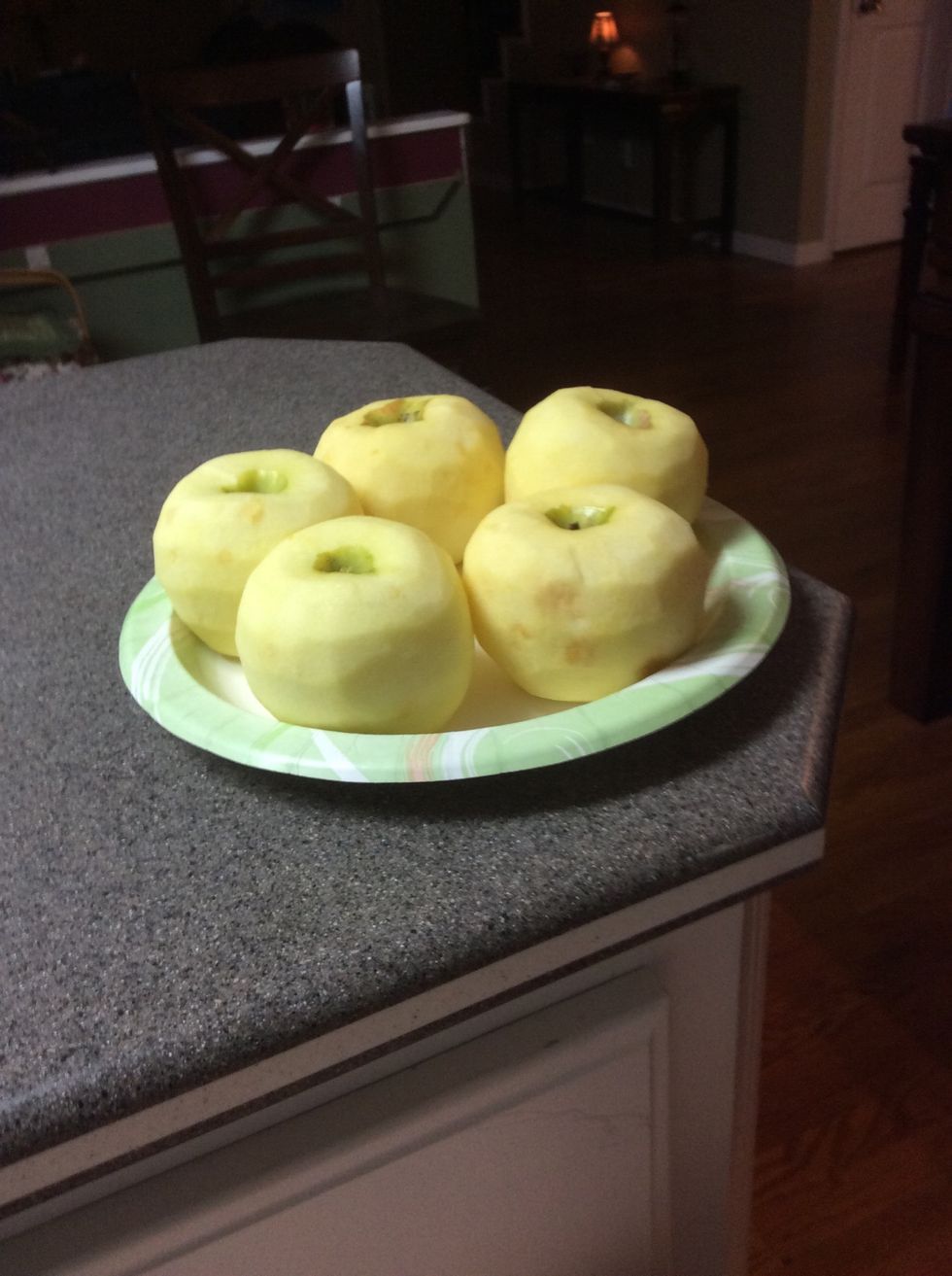 How to make romanian apple cake - B+C Guides