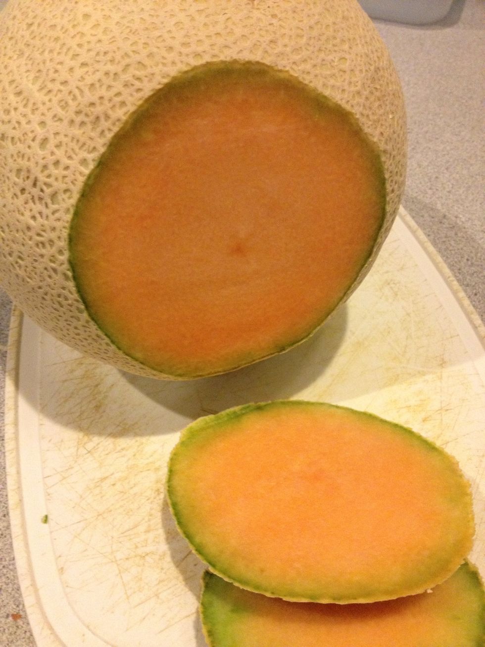 How to slice a melon in under 3 minutes - B+C Guides