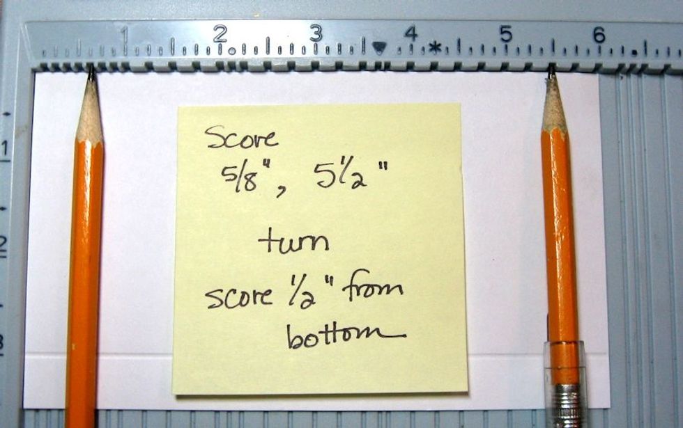 How to graphic 45 safari adventure tri-fold mini album - B+C Guides