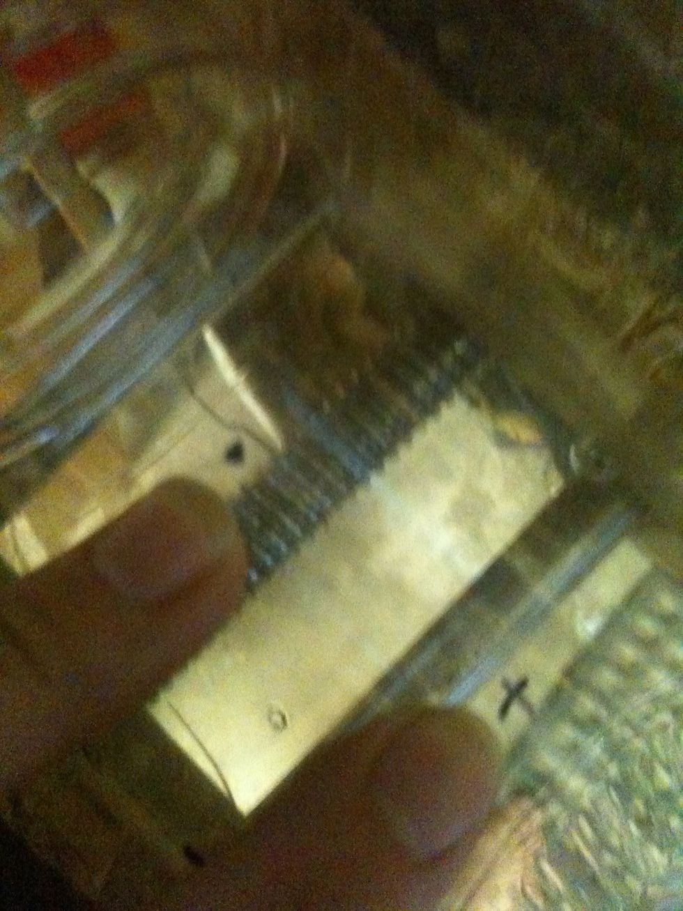 How to make a nyger seed bird feeder - B+C Guides