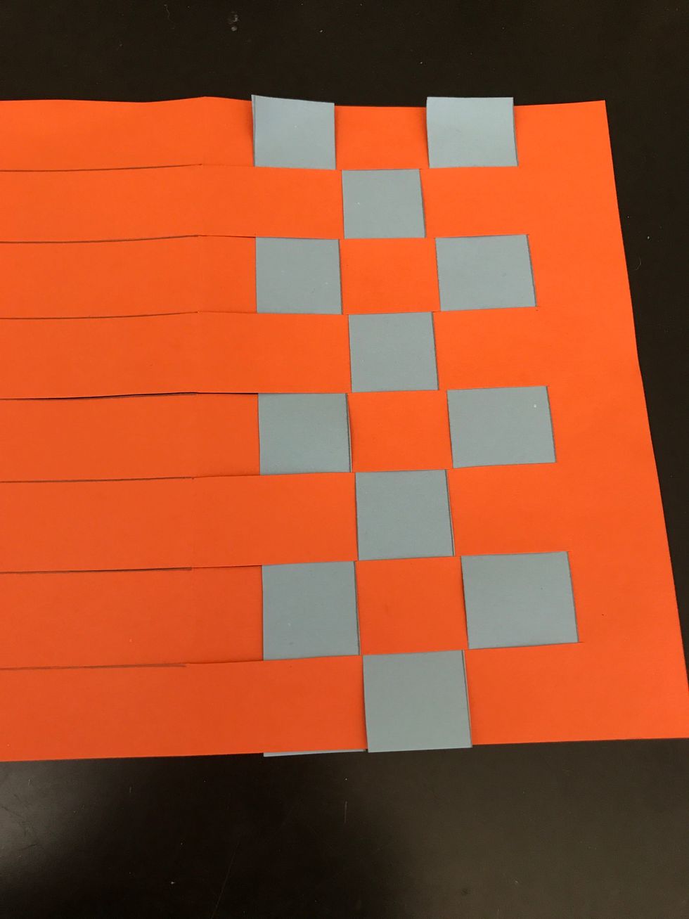 How to create a basic paper weaving - B+C Guides