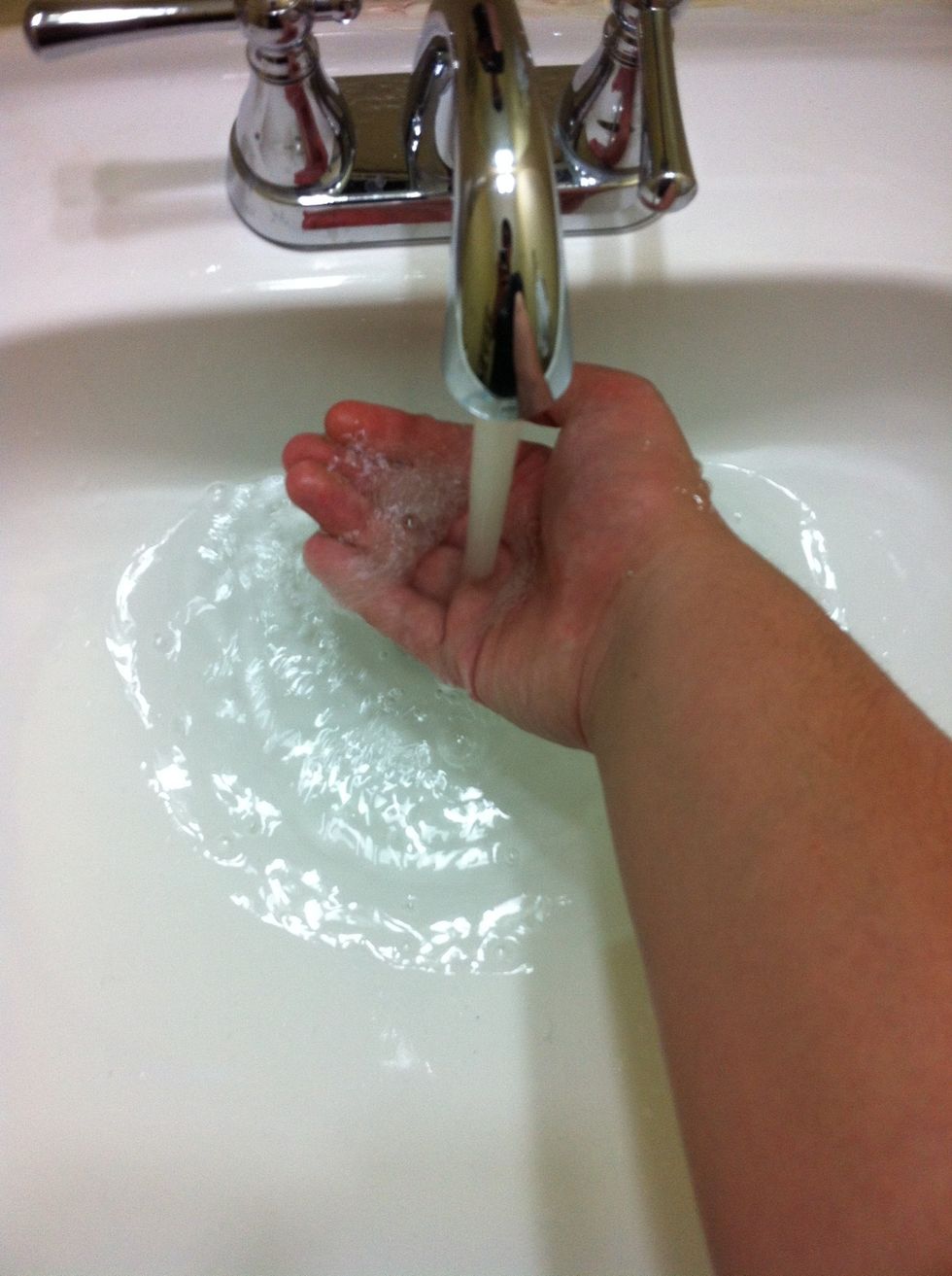 How to wash your hands effectively - B+C Guides