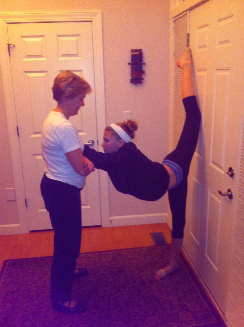 How to do a scorpion/needle: stretches & demo (cheer) - B+C Guides