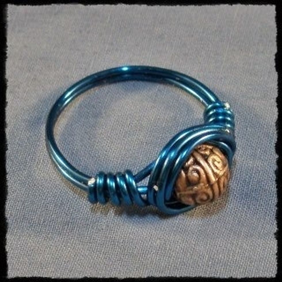 How to make a simple wire ring - B+C Guides