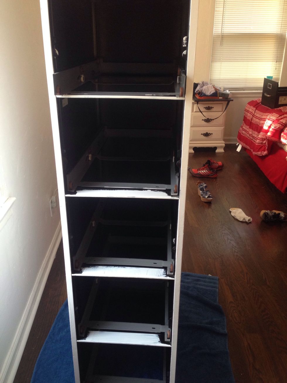 How to create a dresser from a recycled filing cabinet - B+C Guides