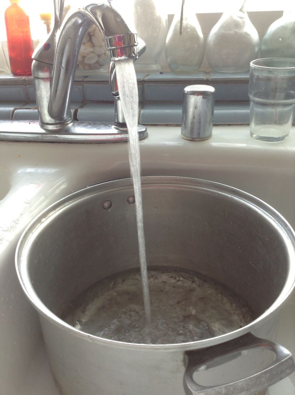 How to make lemon-garlic-rosemary roast chicken - B+C Guides