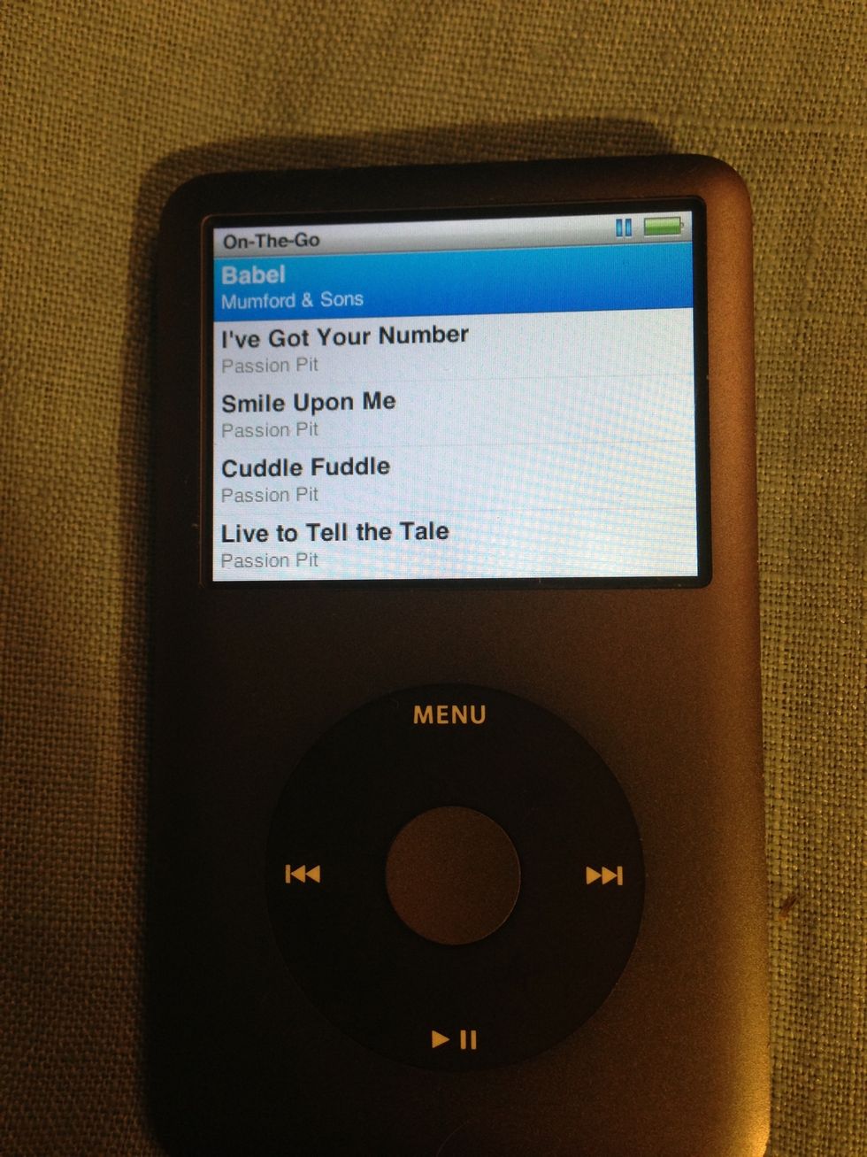 How to make a playlists on your ipod classic - B+C Guides