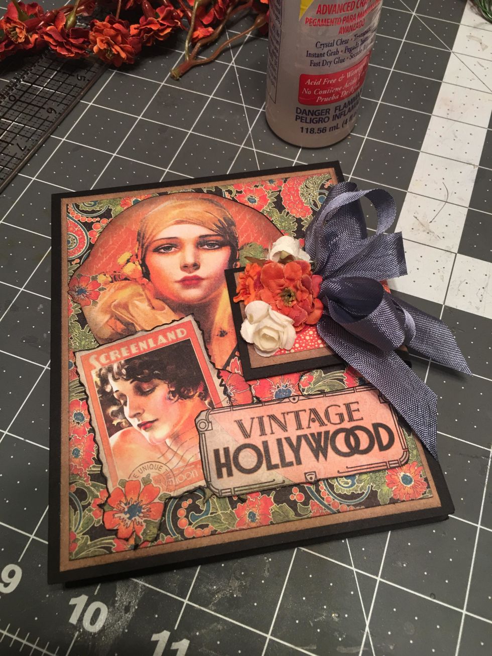 How to make a graphic 45 vintage hollywood passport album - B+C Guides