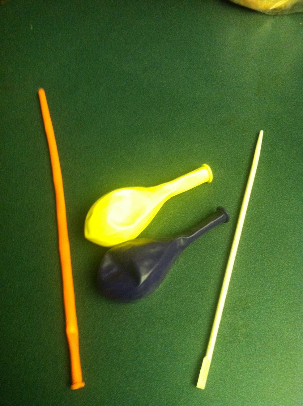 How to make a balloon yo-yo - B+C Guides