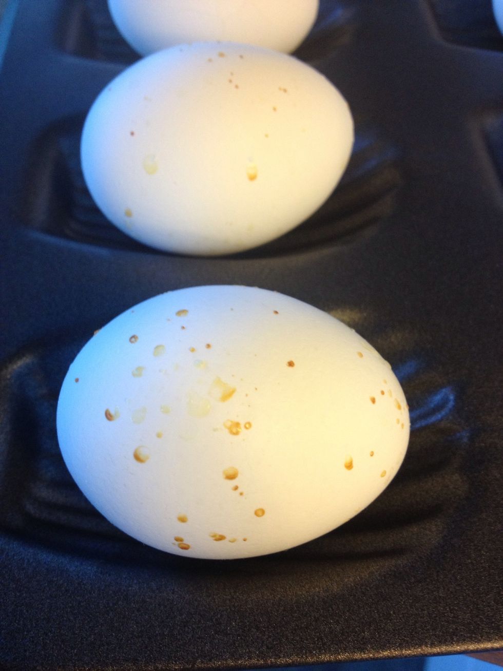 How to make "hard-boiled" eggs without boiling water - B+C Guides