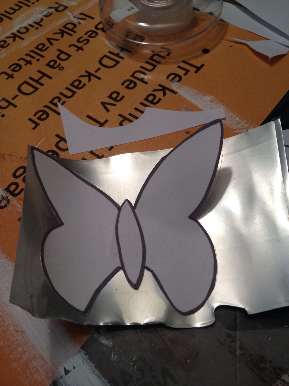 How to make a soda can butterfly - B+C Guides