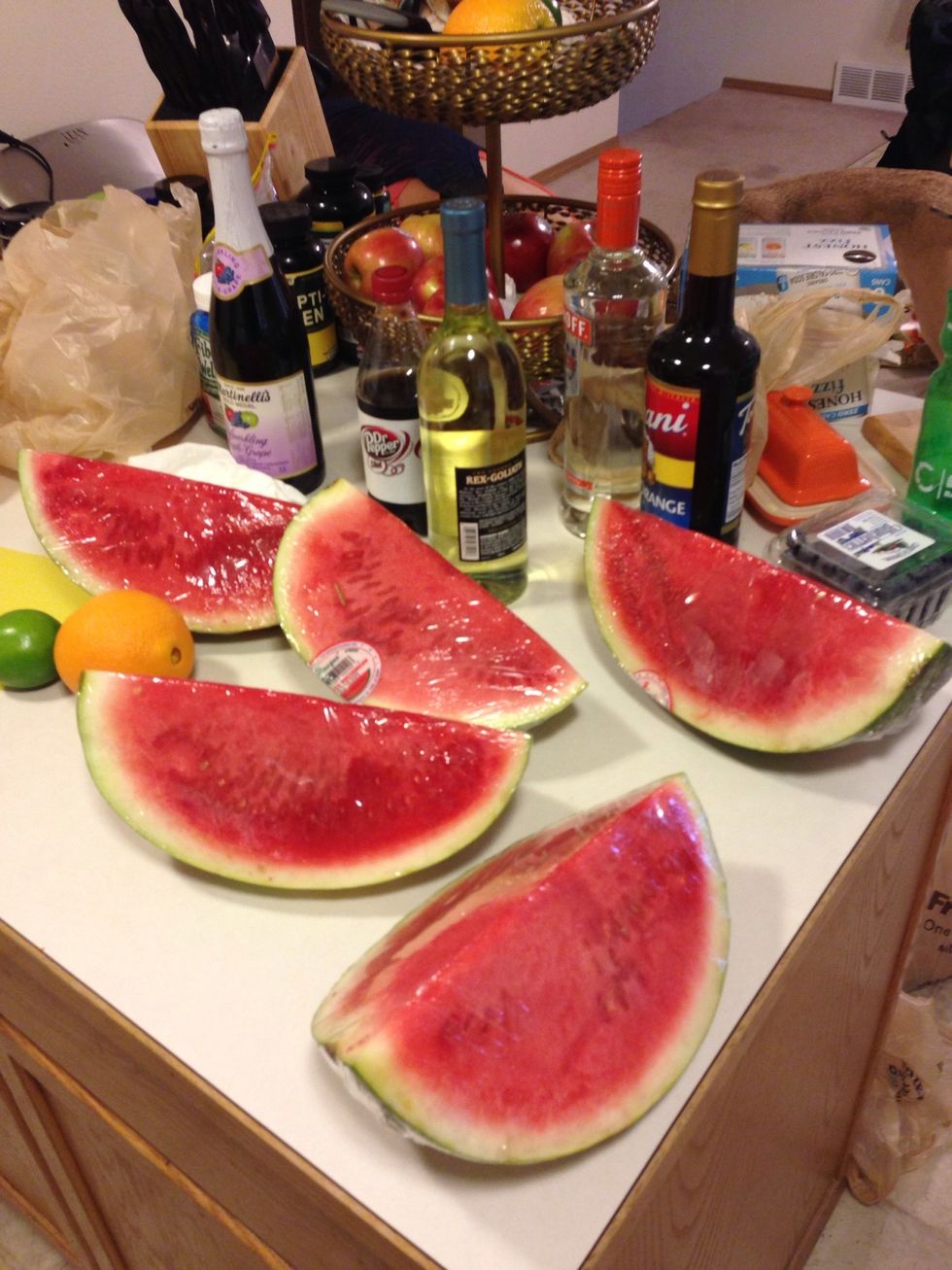 How to make watermelon sangria - B+C Guides