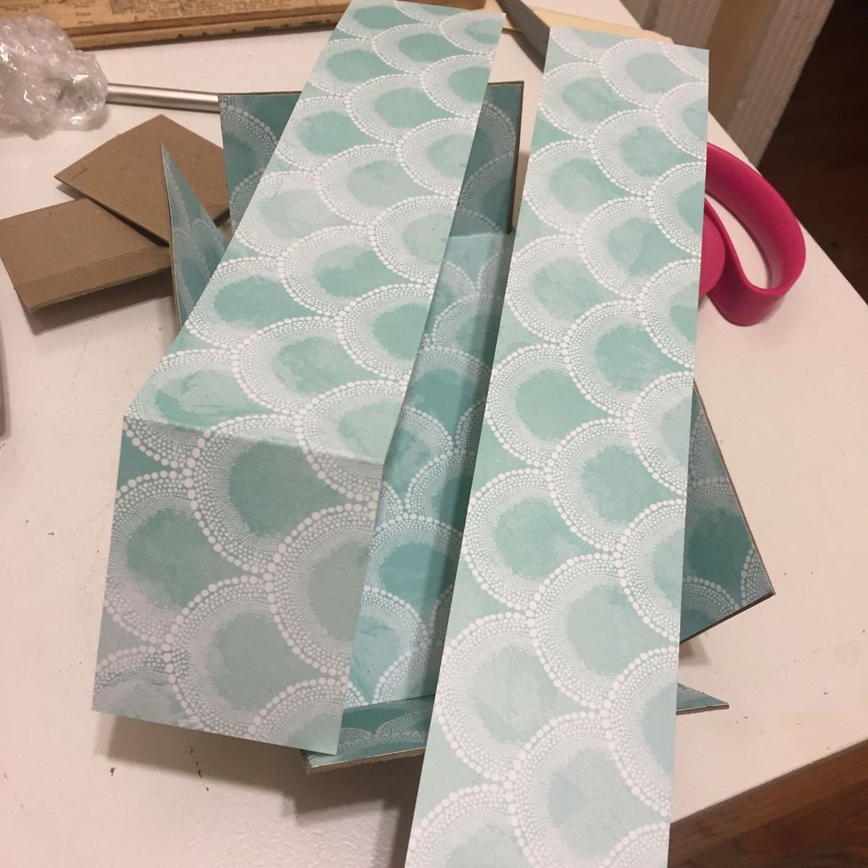 How to make a chipboard shadow box to decorate - B+C Guides