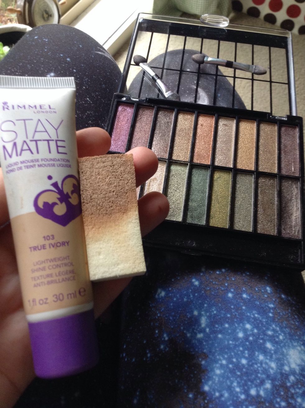 How to create a fake bruise using eyeshadow - B+C Guides